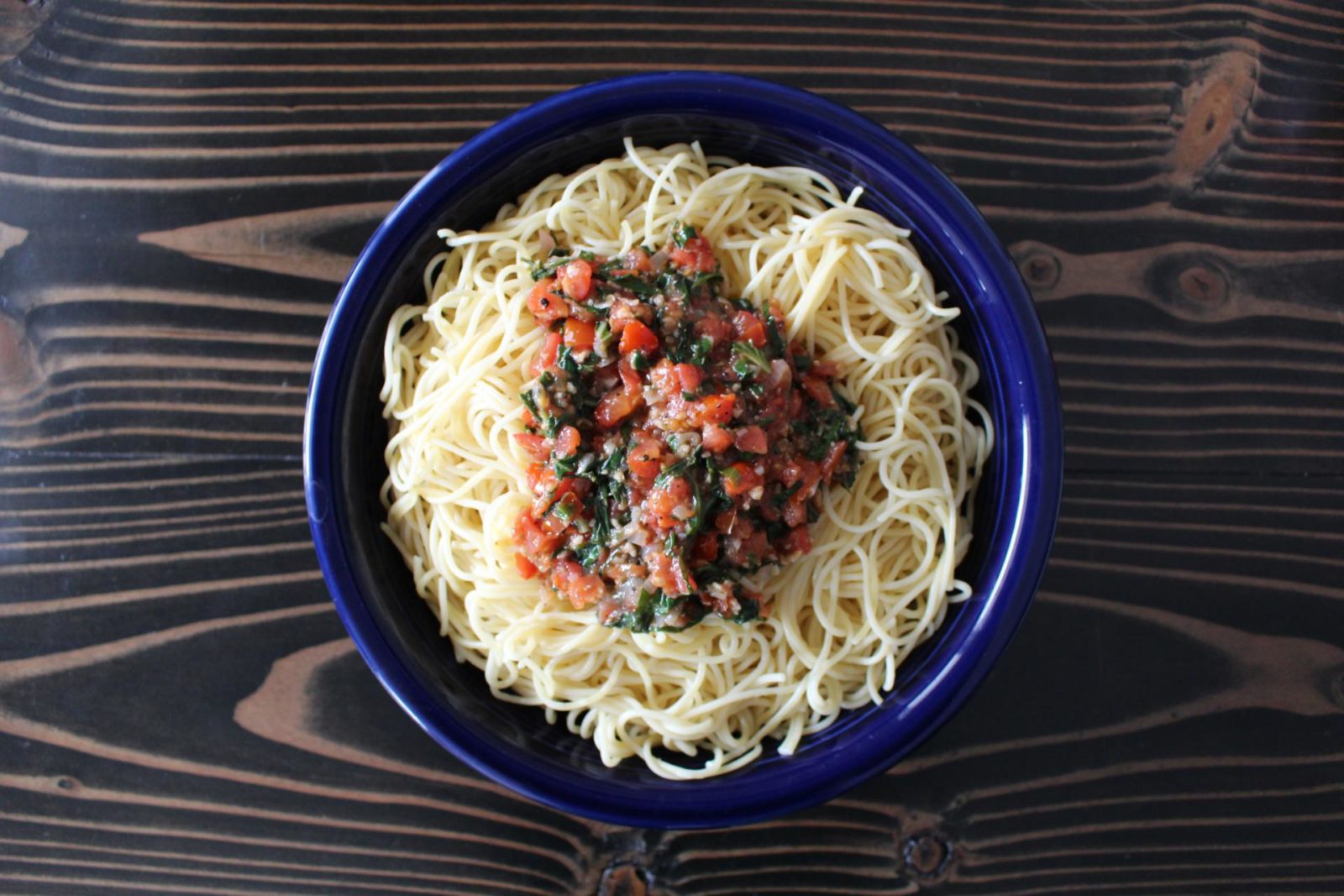 Garlicky Tomato Basil Spaghetti | What's For Dinner Esq.